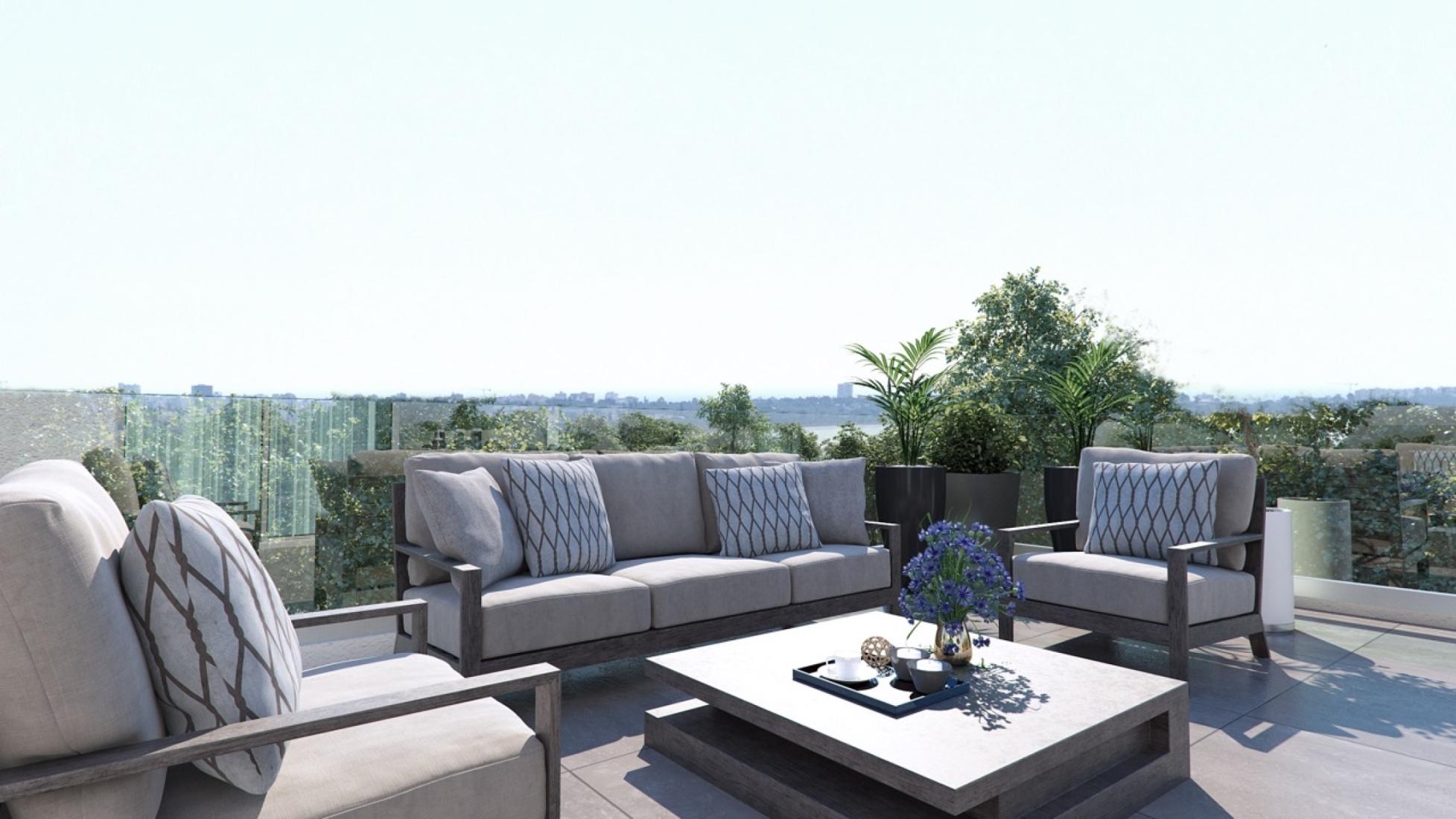 Gorgeous Penthouse with Huge Roof Garden | M.Residence