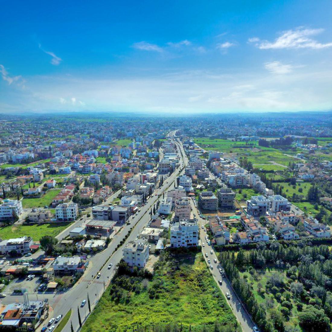 Amazing Double Plot | M.Residence